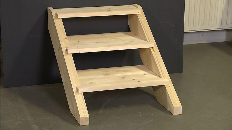 Fabriquer son propre escalier à double limon - Dobbit