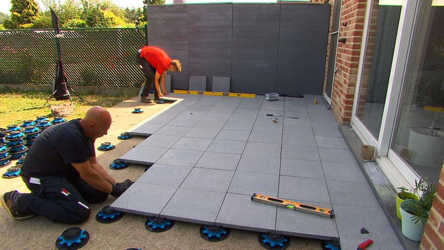 HOE EEN STENEN TERRAS AANLEGGEN - Online magazine - Dobbit